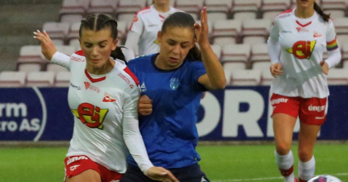 Poengdeling og tap for lagene i kvinneavdelingen / Fredrikstad