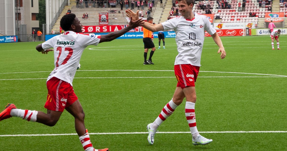 #19 - Åsane / Fredrikstad